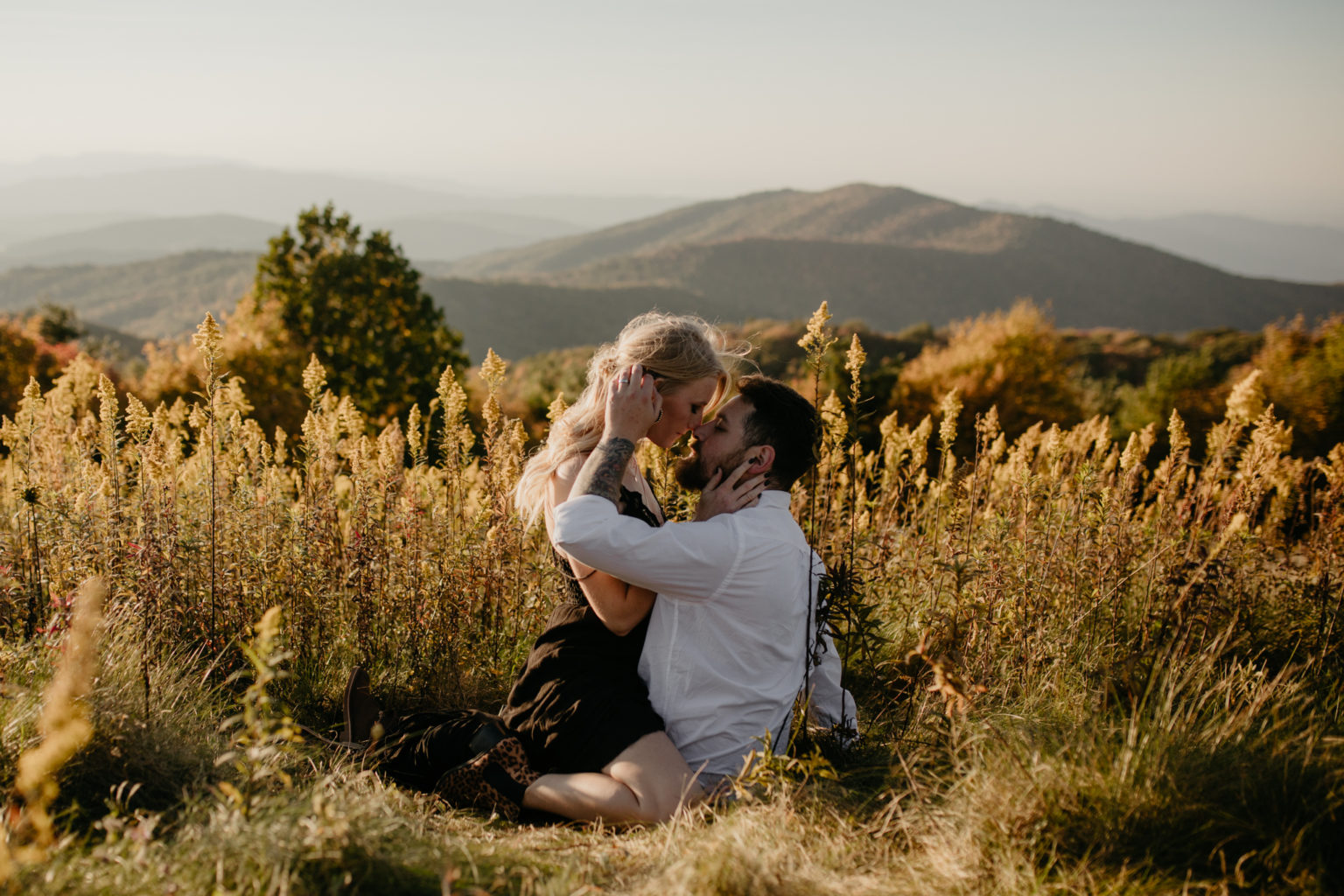 Max Patch Sunset Elopement // North Carolina Elopement Photographer ...