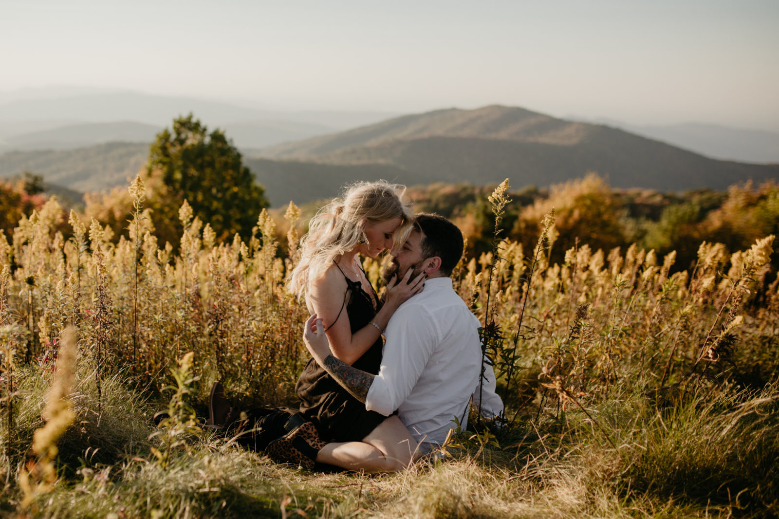 Max Patch Sunset Elopement // North Carolina Elopement Photographer ...