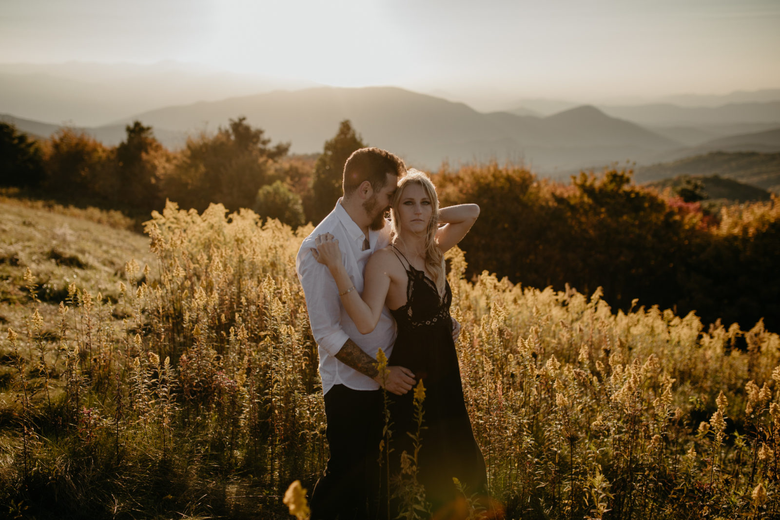 Max Patch Sunset Elopement // North Carolina Elopement Photographer ...